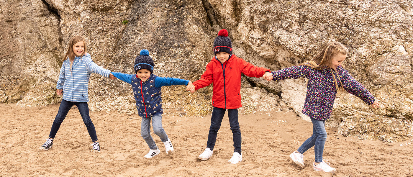 Lighthouse. Style led clothing for daily life and everyday adventures.