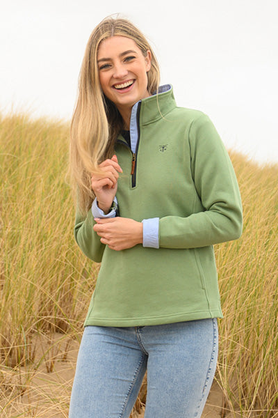 Lighthouse. Style led clothing for daily life and everyday adventures.